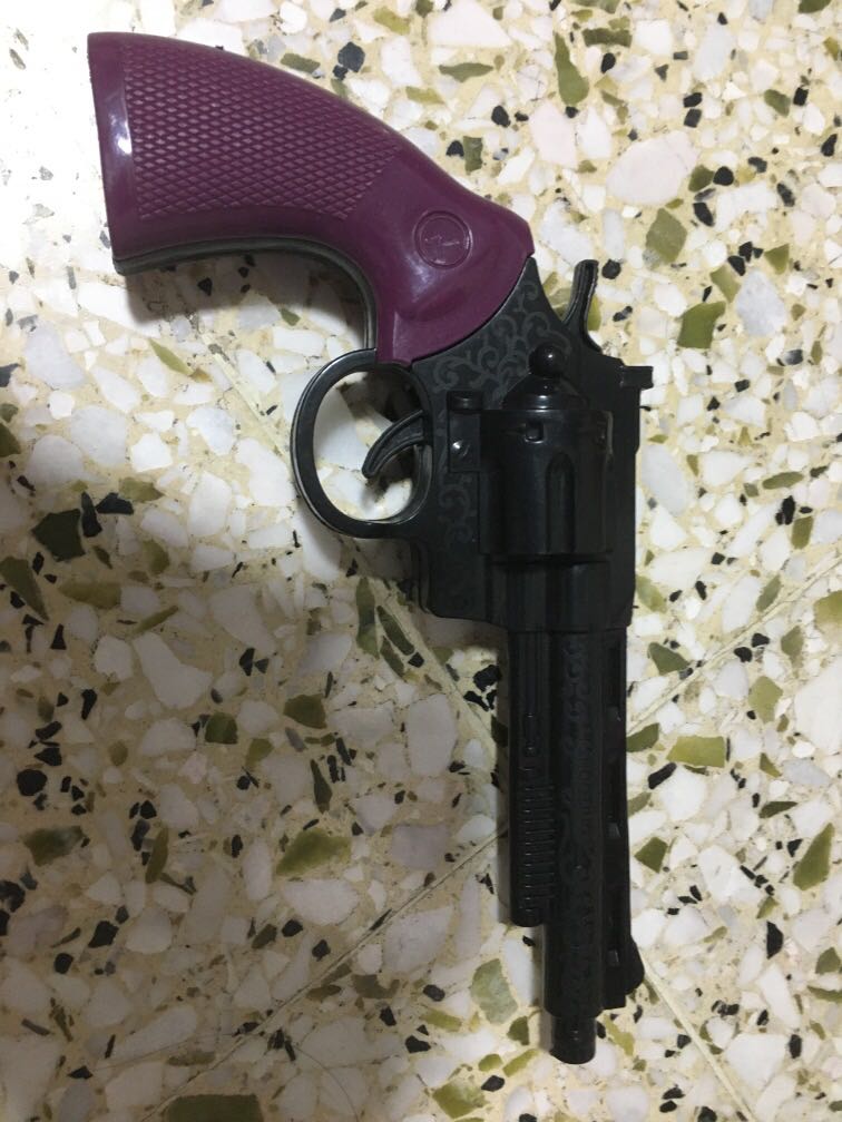 Plastic revolver, Hobbies & Toys, Toys & Games on Carousell