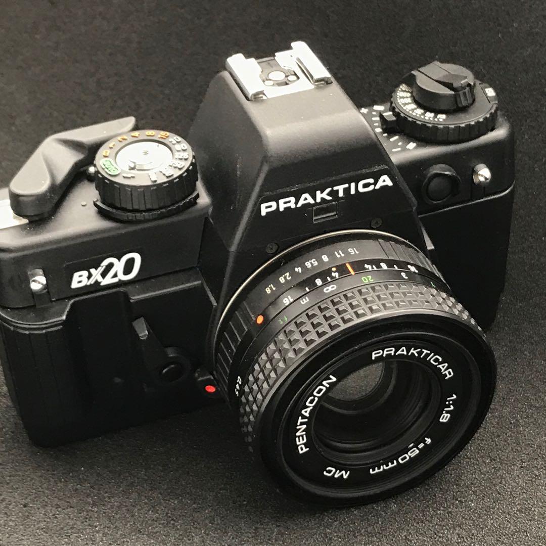 Praktica BX20 連 50/1.8 標準鏡 連閃燈, 攝影器材, 鏡頭及裝備 - Carousell
