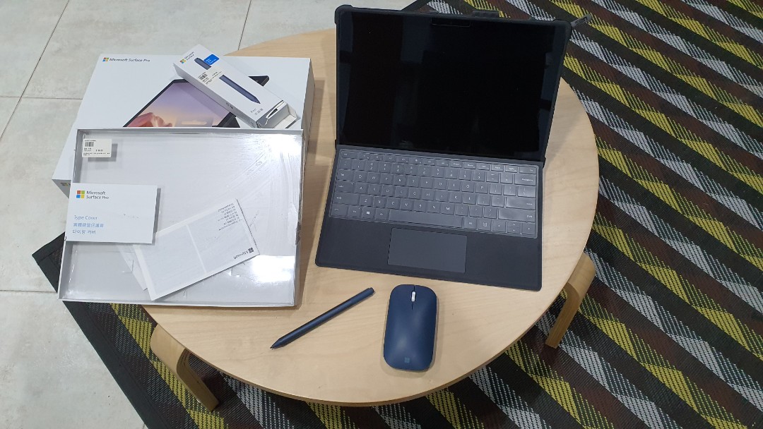 Microsoft Surface Pro 7 i5 256GB SSD for sale, Computers & Tech ...