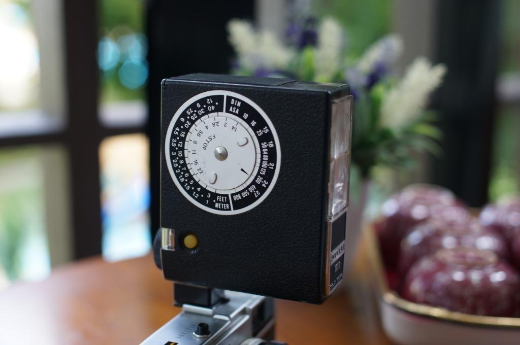 Vintage Film Camera flash - Popular 330S Solid State Flash, Photography ...