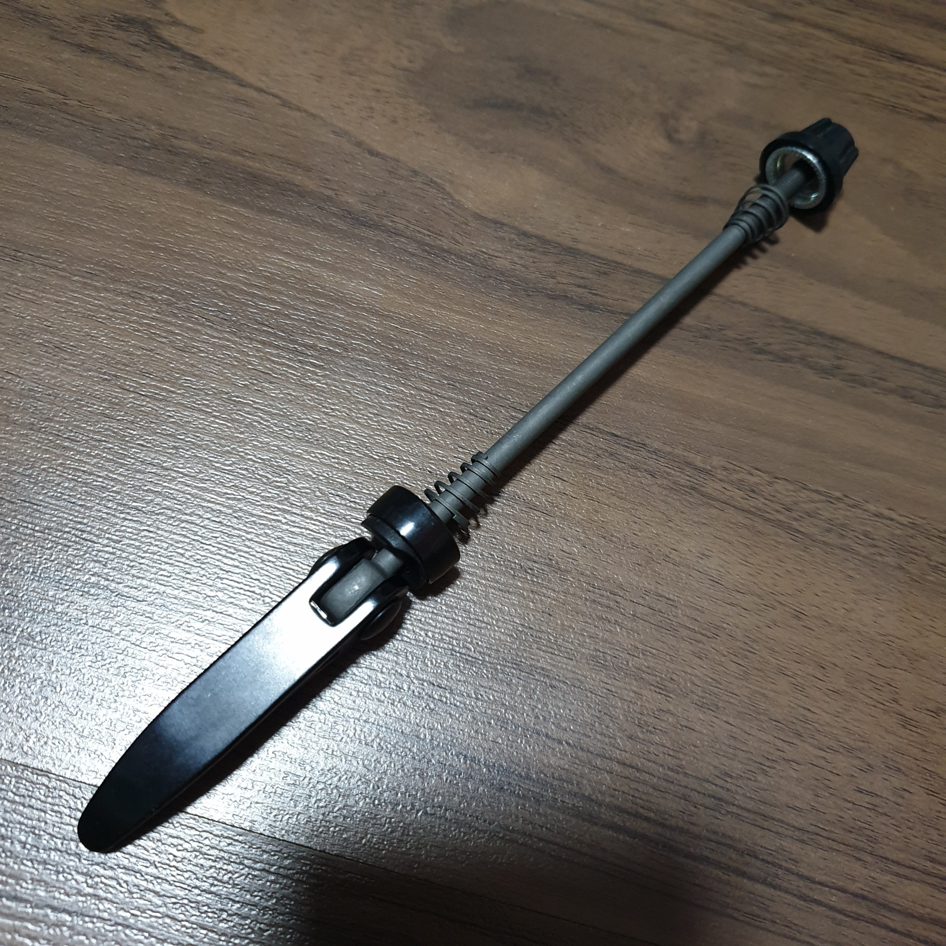 9mm x 110mm QR front skewer, Sports Equipment, Bicycles & Parts, Parts ...