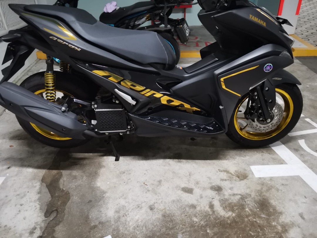 Aerox rim and suspension wrapping, Motorcycles, Motorcycle Apparel on ...