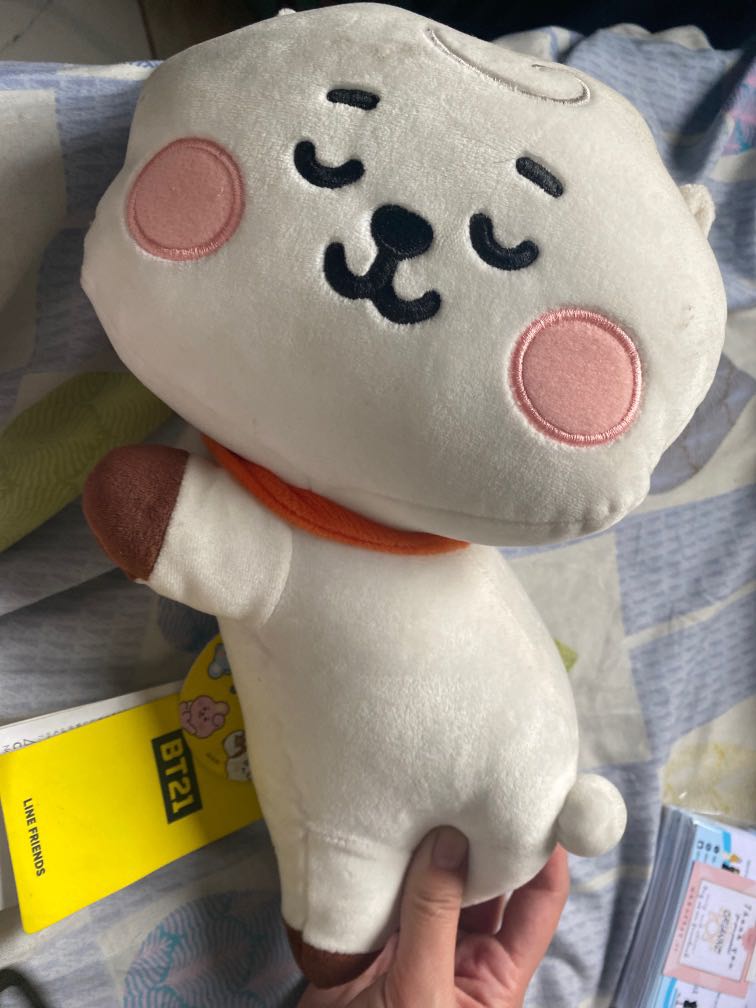 OFFICIAL BT21 SLEEPING BABY RJ PLUSHIE, Hobbies & Toys, Memorabilia ...