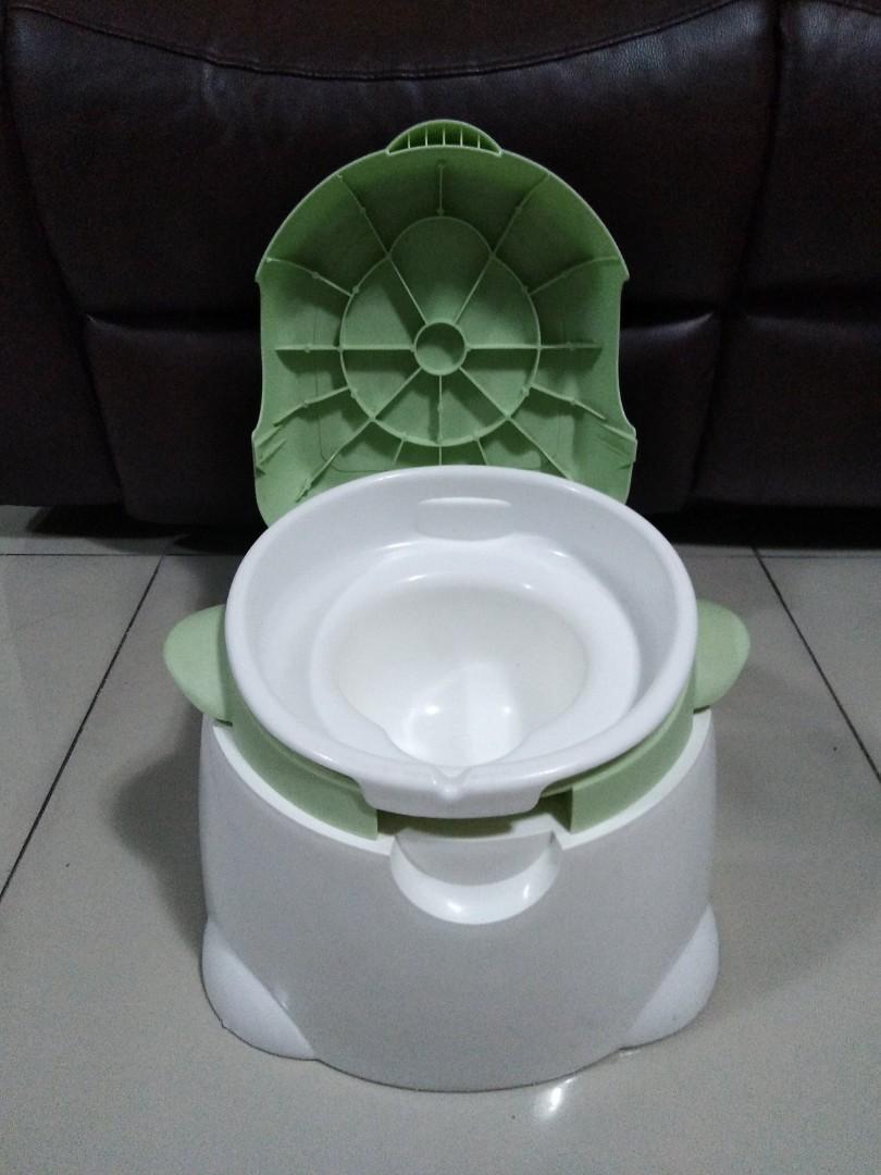 Safety 1st potty trainer, Babies & Kids, Bathing & Changing, Toilet ...