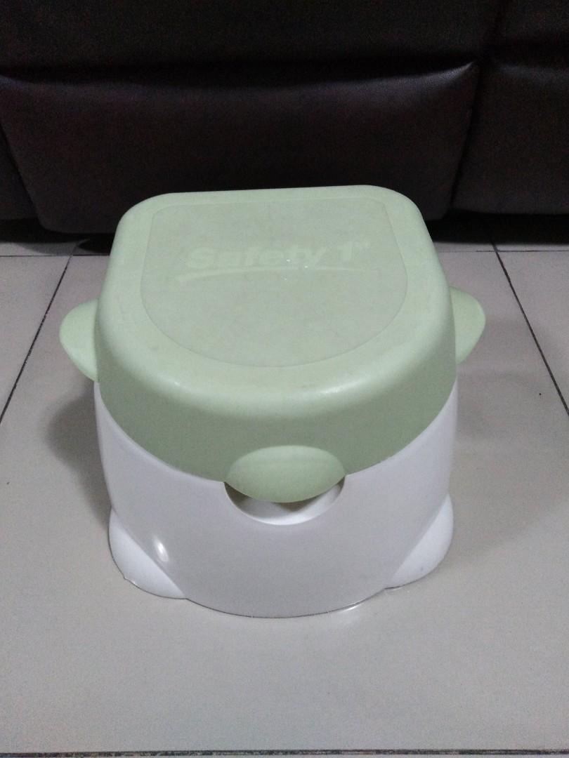 Safety 1st potty trainer, Babies & Kids, Bathing & Changing, Toilet ...