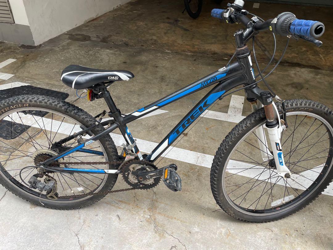 Trek MT220 Mountain Bike, Sports Equipment, Bicycles & Parts, Bicycles ...