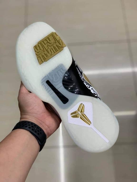 Kobe V Proto 'Big Stage', Men's Fashion, Activewear on Carousell