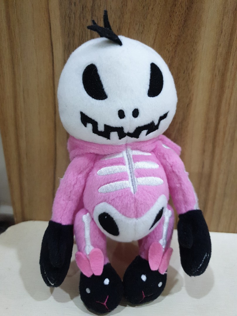 Skull Daddy plush toy, Hobbies & Toys, Toys & Games on Carousell