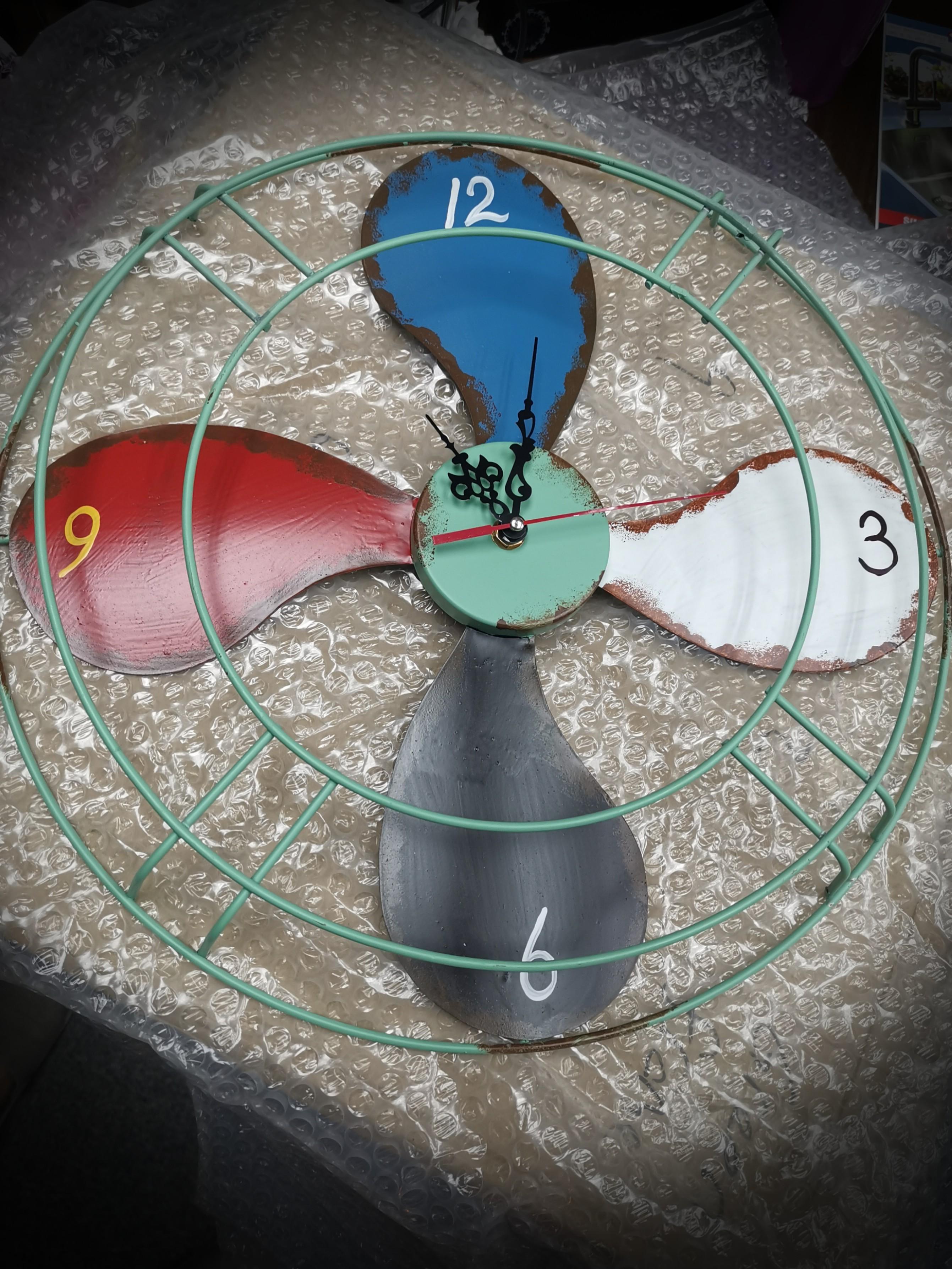 Wall Fan Clock, Furniture & Home Living, Lighting & Fans, Fans on Carousell