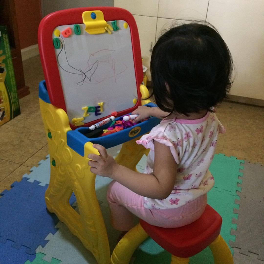 Crayola Play n’ fold Art Studio, Babies & Kids, Infant Playtime on ...