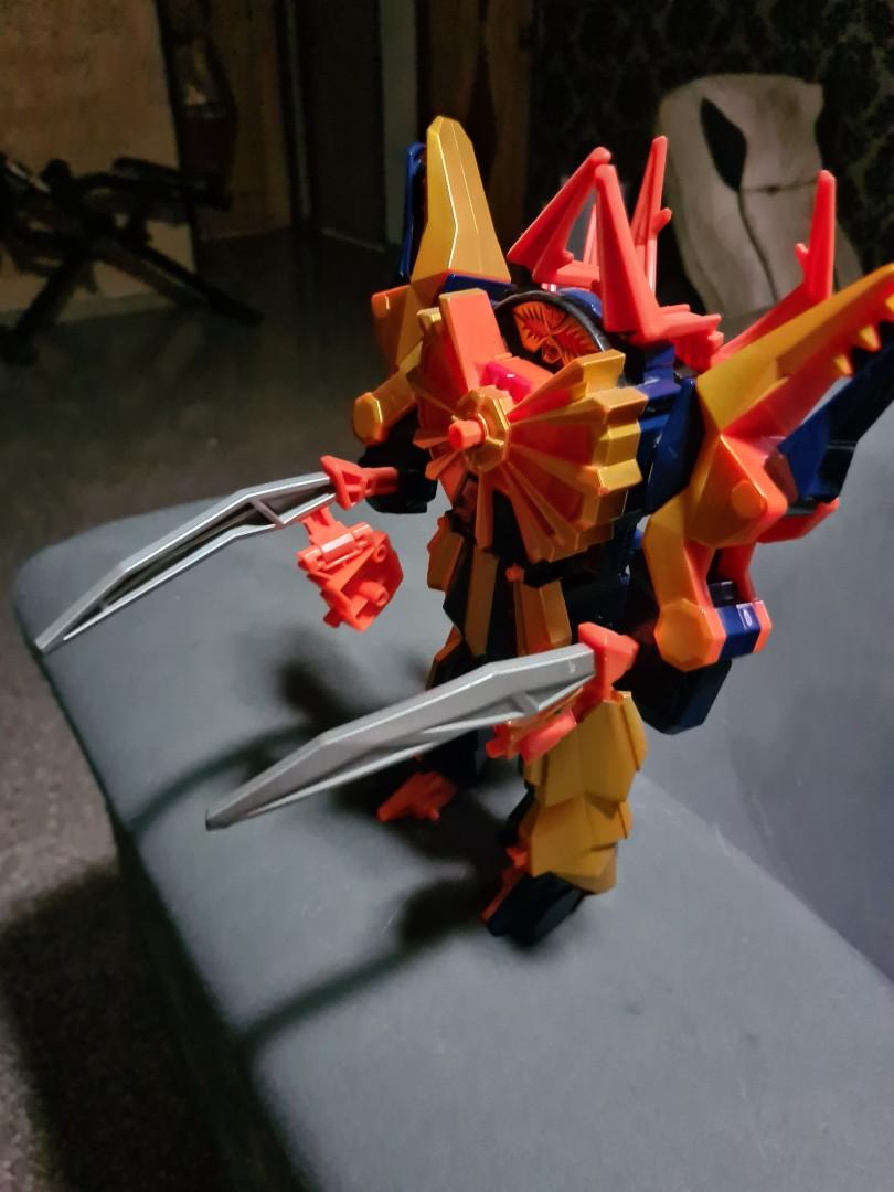 Gold ranger samurai megazord (clawzord) box not included, Hobbies ...