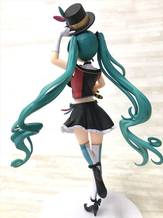 Hatsune Miku X Rascal Special figure, Toys & Games, Bricks & Figurines ...