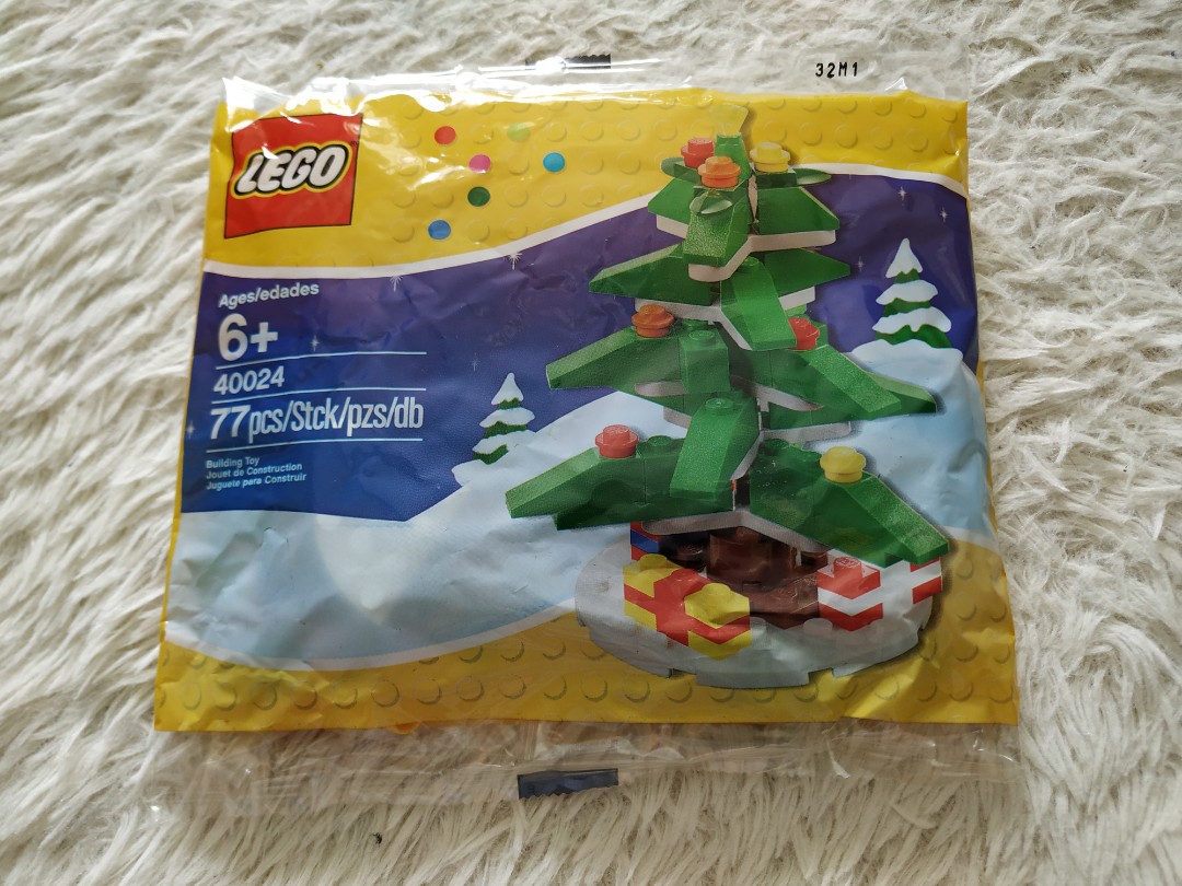 Lego 40024 (Christmas Tree), Hobbies & Toys, Toys & Games on Carousell