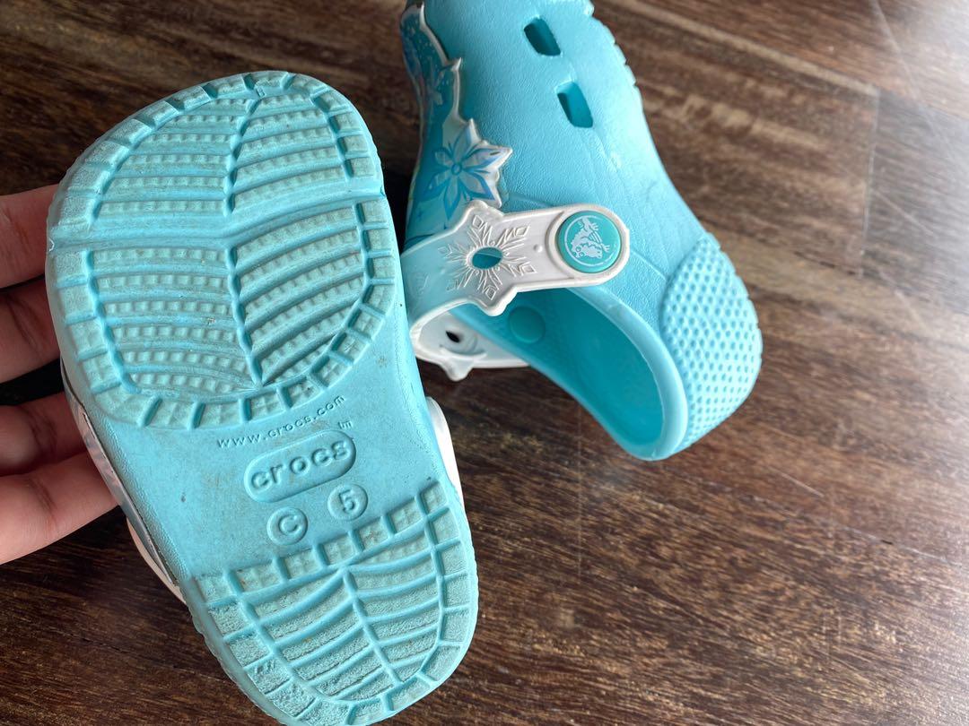 [NP:RM200] AUTHENTIC Disney Crocs - Frozen, Babies & Kids, Babies ...