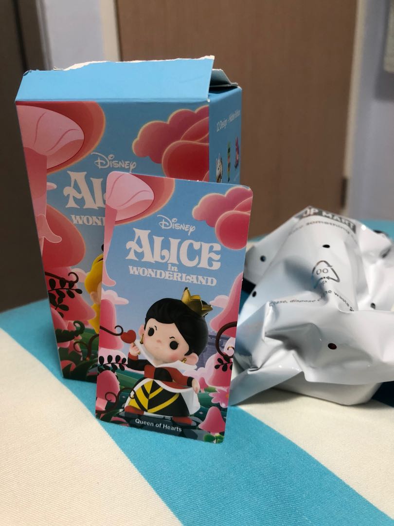 Popmart Disney Alice in Wonderland - Queen of Heart, Toys & Games ...