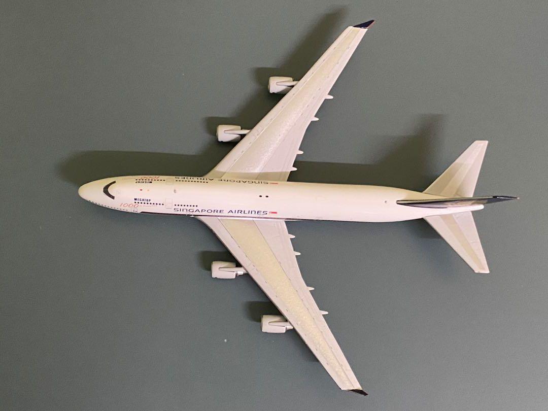 Singapore Airlines SQ SIA 9V-SMU 1000th Boeing 747 Airplane aircraft ...