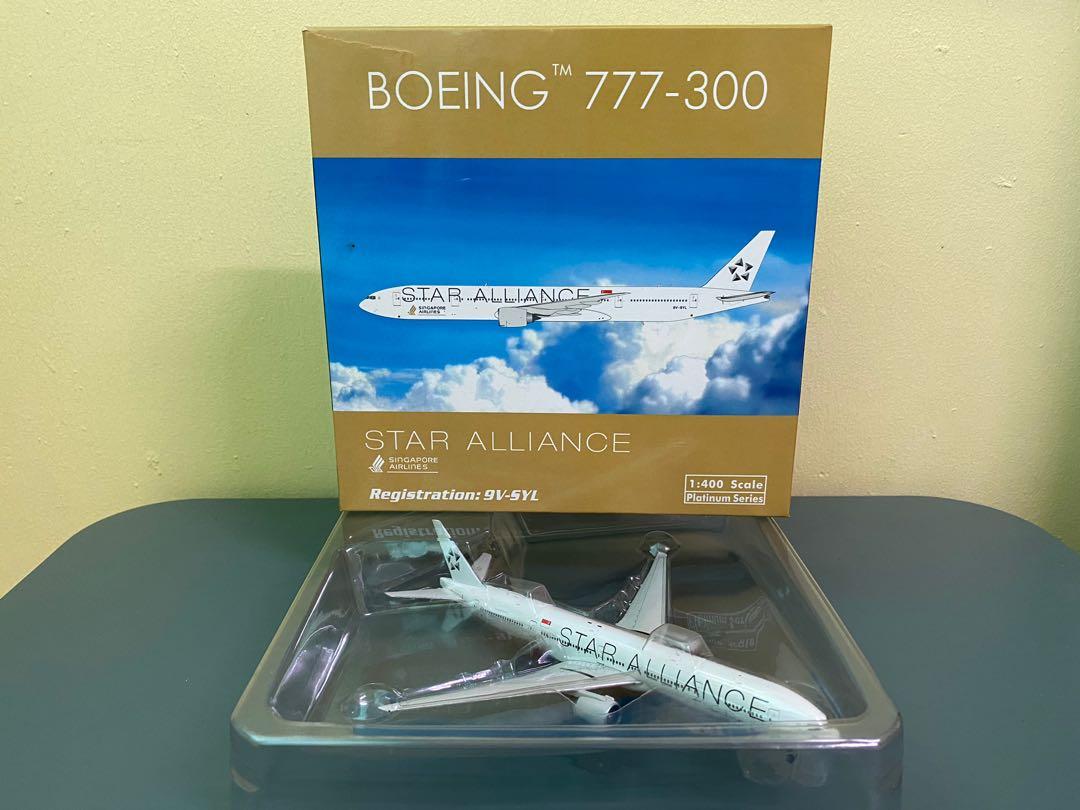 Singapore Airlines SQ SIA Boeing 777-300 Star Alliance livery 9V-SYL ...