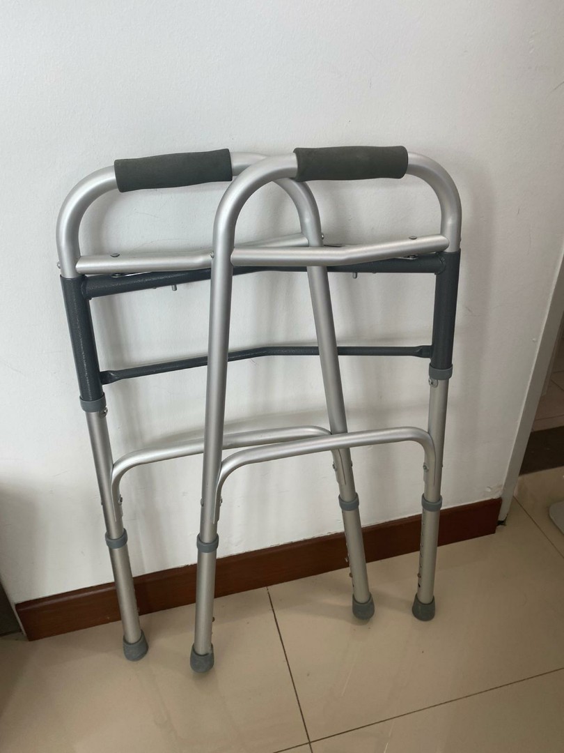 4 legged walking frame, Health & Nutrition, Assistive & Rehabilatory ...