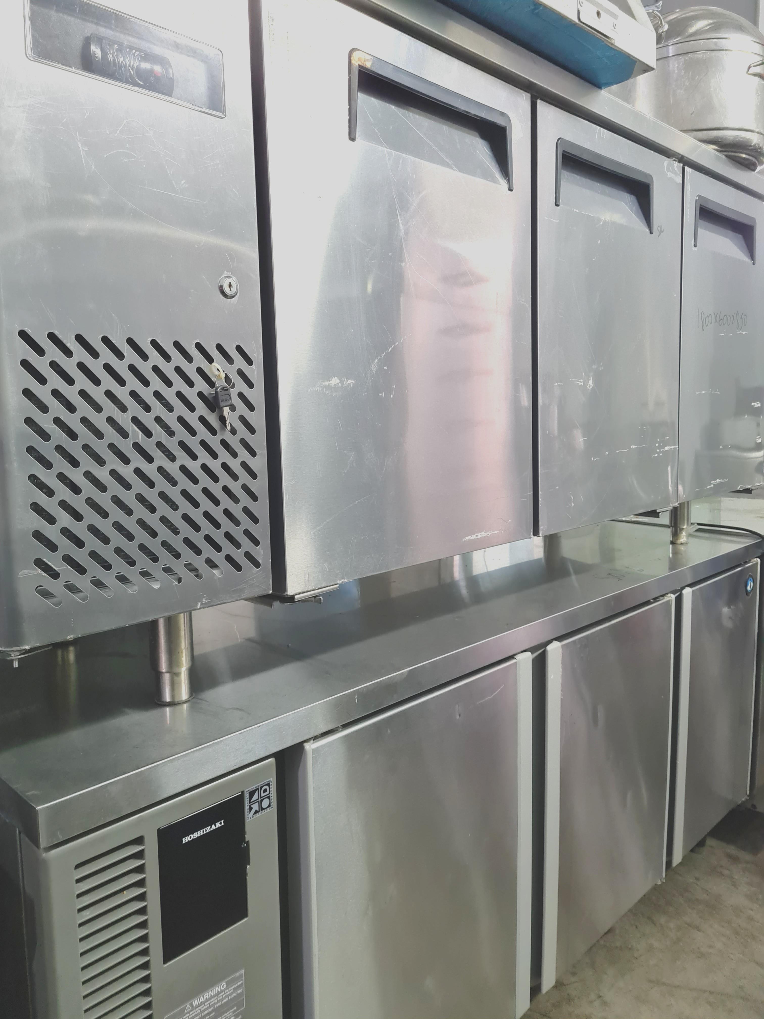 NEW! 3 Door Under counter Freezer - Commercial Kitchen Equipment, TV ...