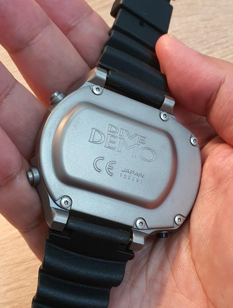 Bism Validus Dive Demo (vintage dive computer, NOS, fullset), Mobile ...