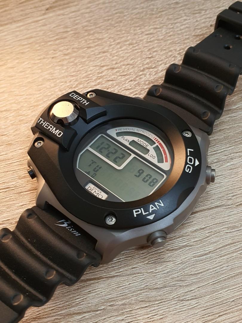 Bism Validus Dive Demo (vintage dive computer, NOS, fullset), Mobile ...