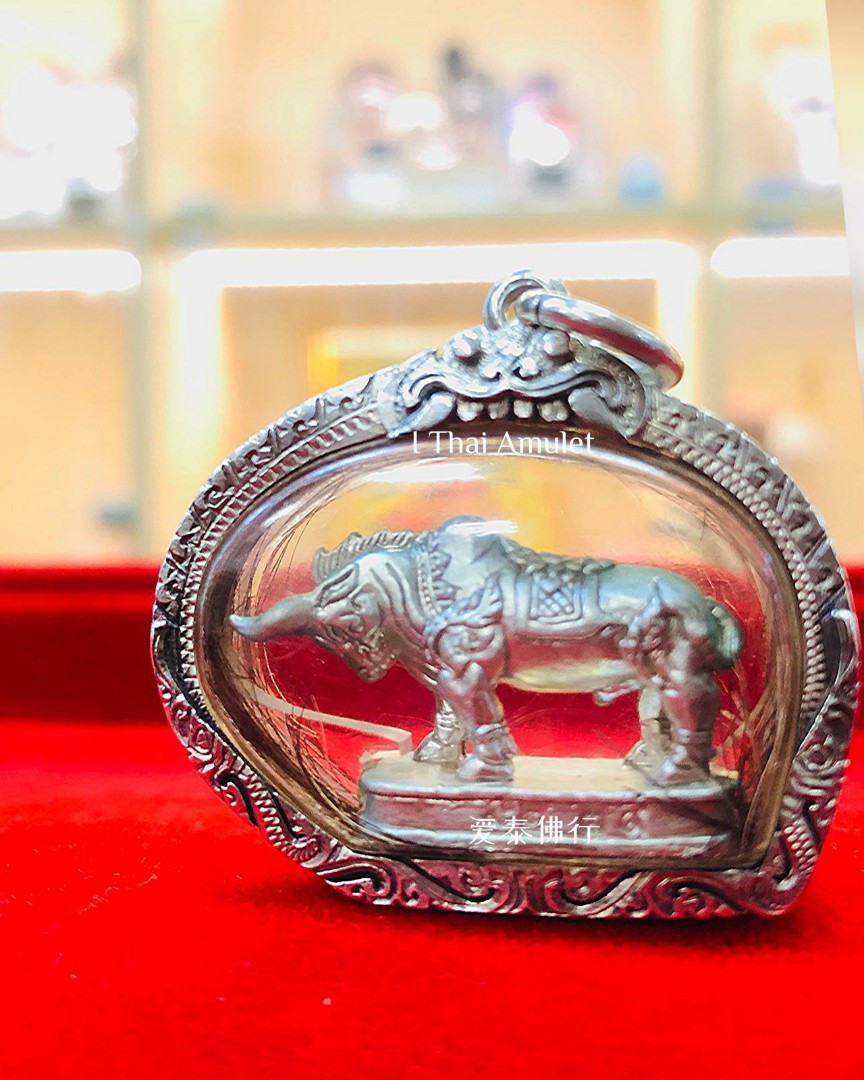 Bull amulet, Vintage & Collectibles, Religious Items on Carousell