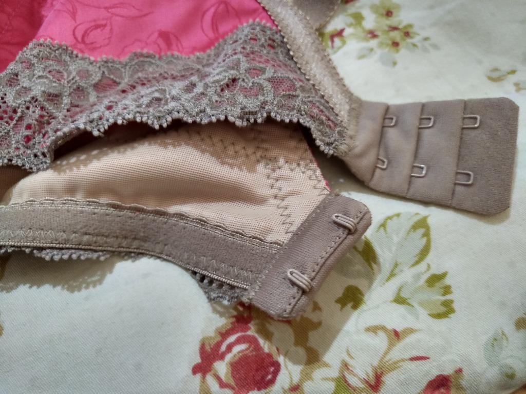 65HH Comexim Half Cup Bra 30FF/G on Carousell