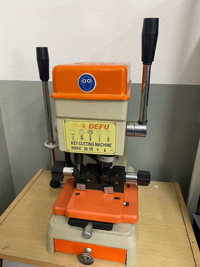 DEFU 998C Dimple Key Duplication Machine, Everything Else on Carousell