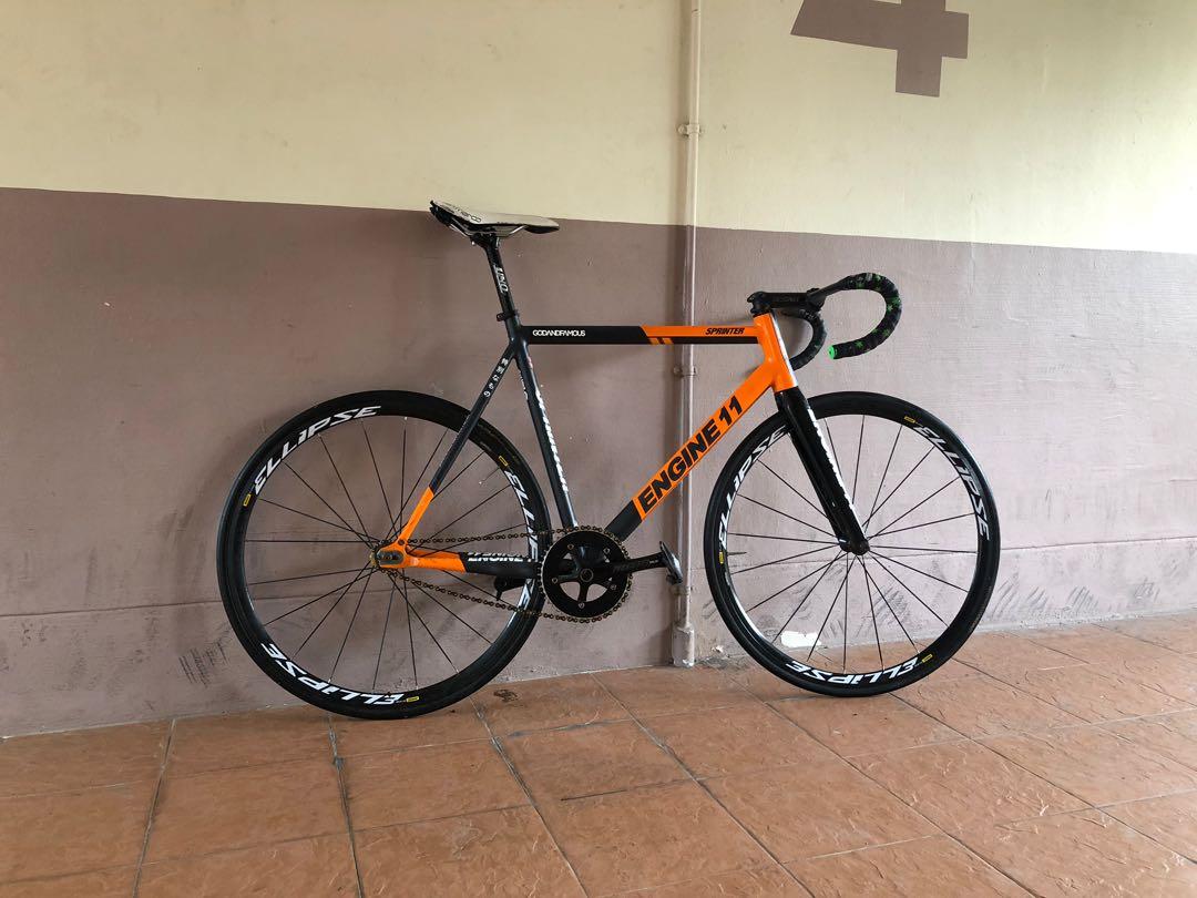 Engine 11 sprinter frameset, Sports Equipment, Bicycles & Parts ...