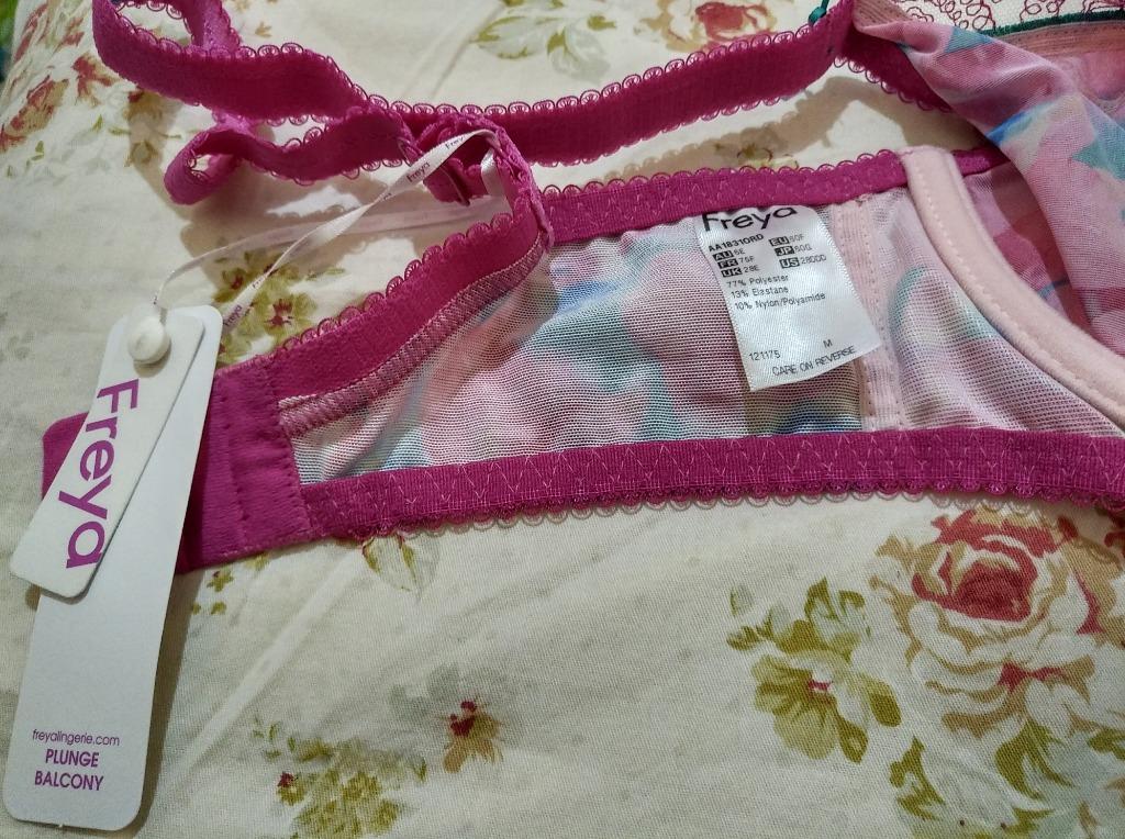 28DDD Freya Plunge Balcony Bra (28E) on Carousell