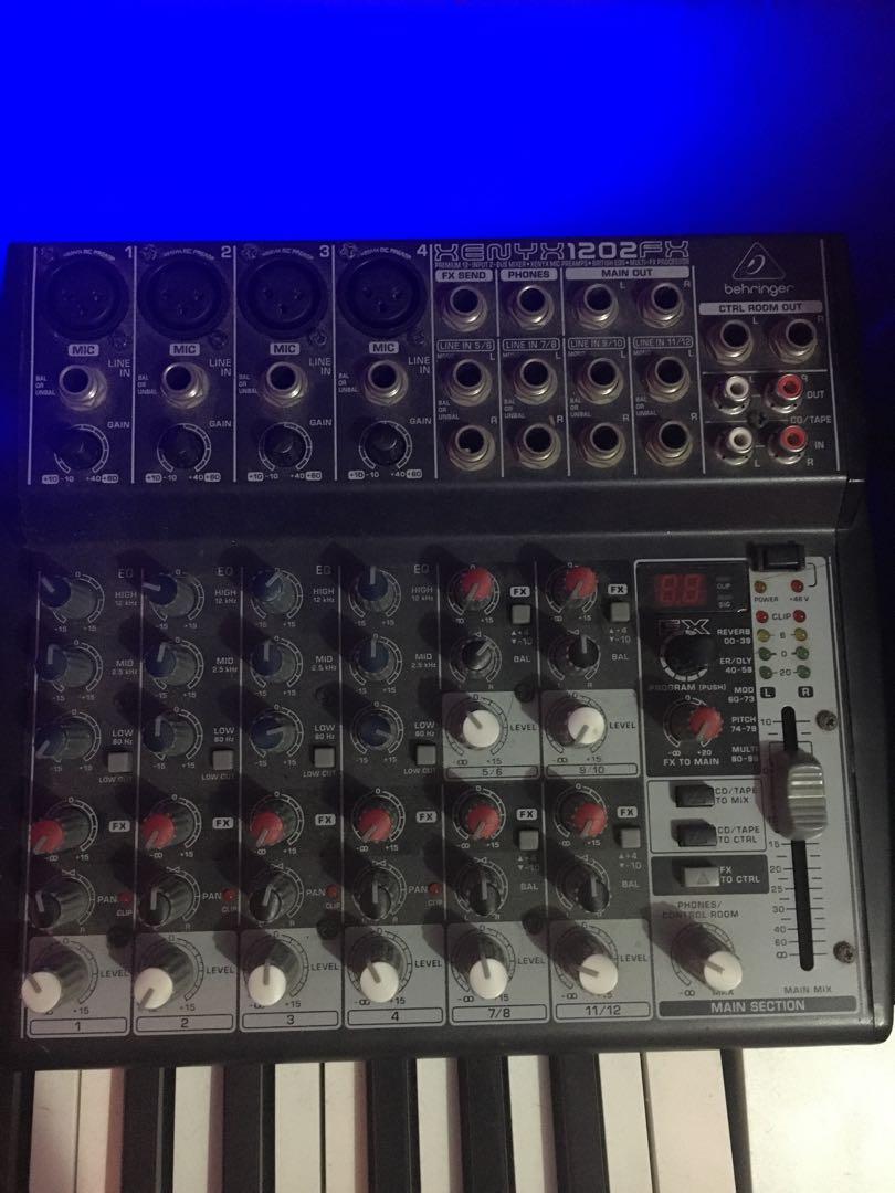 mixer 8 channel no power cable, Hobbies & Toys, Music & Media, Musical ...