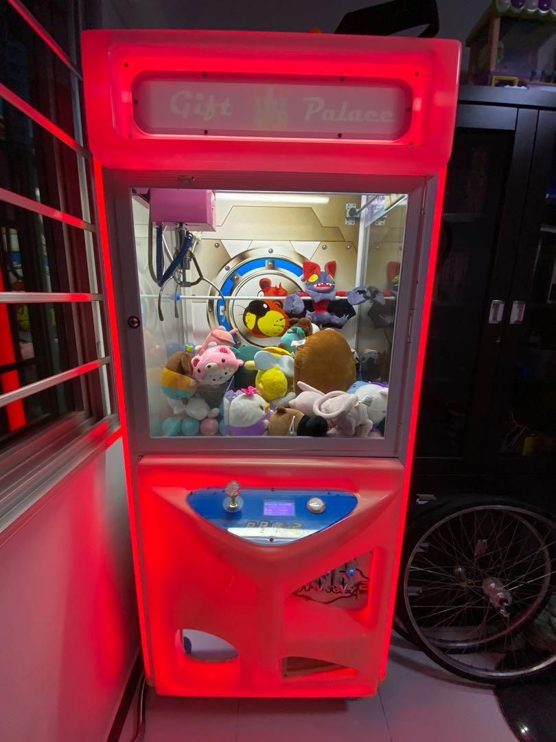 Multi Coloured LED Claw Machine, Video Gaming, Video Game Consoles ...