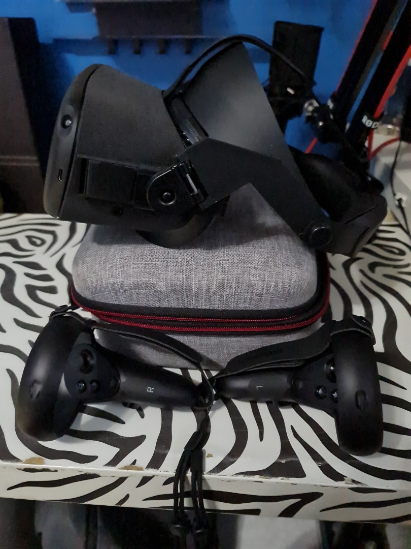Oculus Quest 1, Video Gaming, Gaming Accessories, Virtual Reality on ...