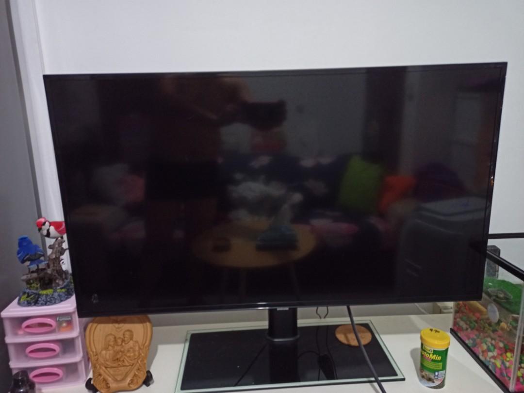 Samsung 44 inch smart TV, TV & Home Appliances, TV & Entertainment, TV ...