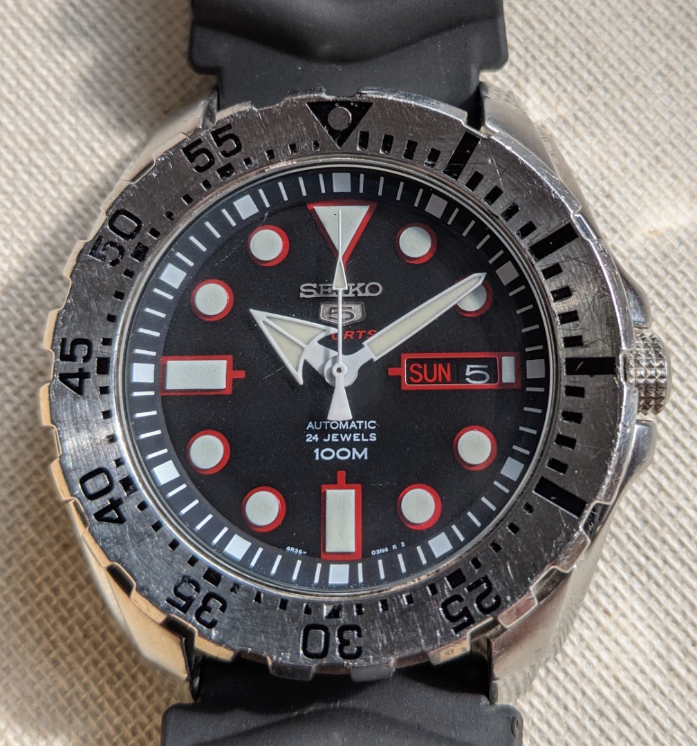 Seiko Mini Monster Automatic, Men's Fashion, Watches on Carousell