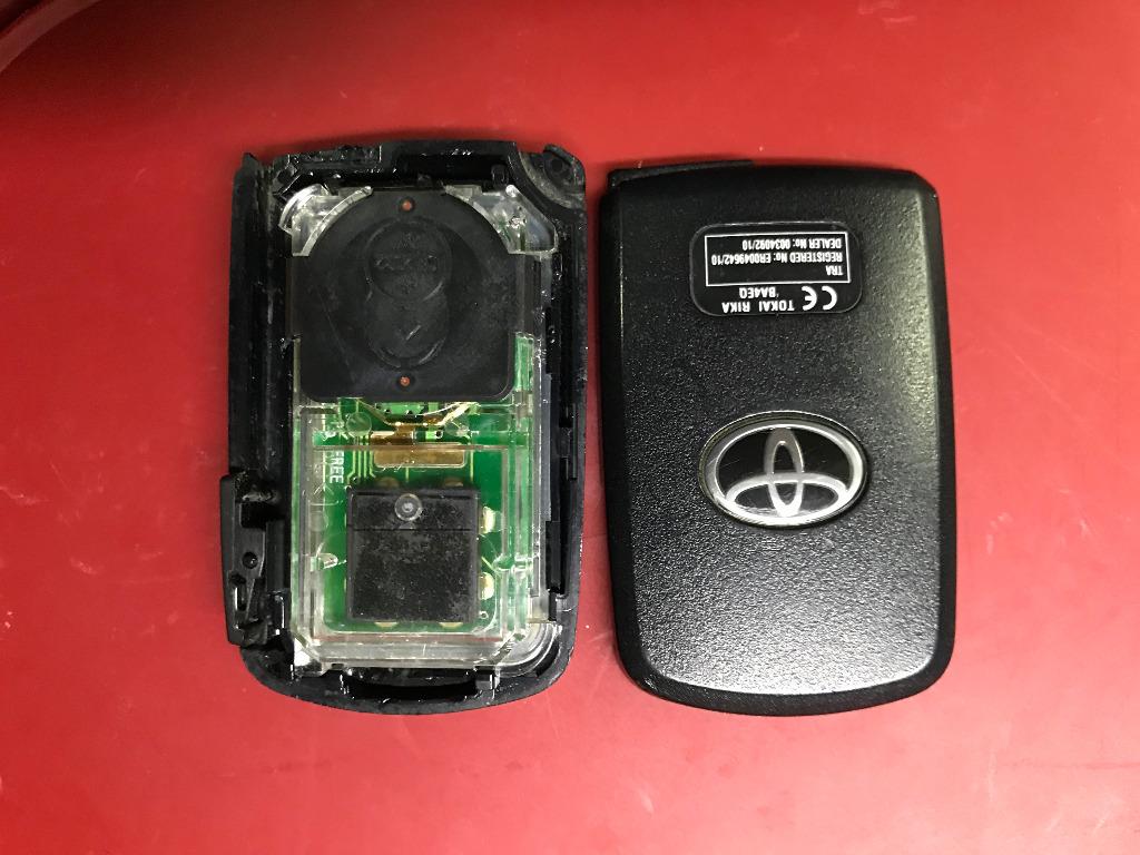 Used Toyota Altis smart key, Car Accessories, Accessories on Carousell