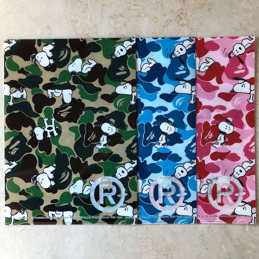 INSTOCK BAPE X SNOOPY ABC FILE SET, Hobbies & Toys, Stationery & Craft ...