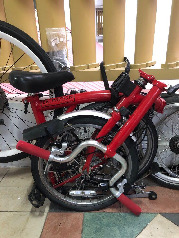 Brompton House Red 2010 M3R, Sports Equipment, Bicycles & Parts ...