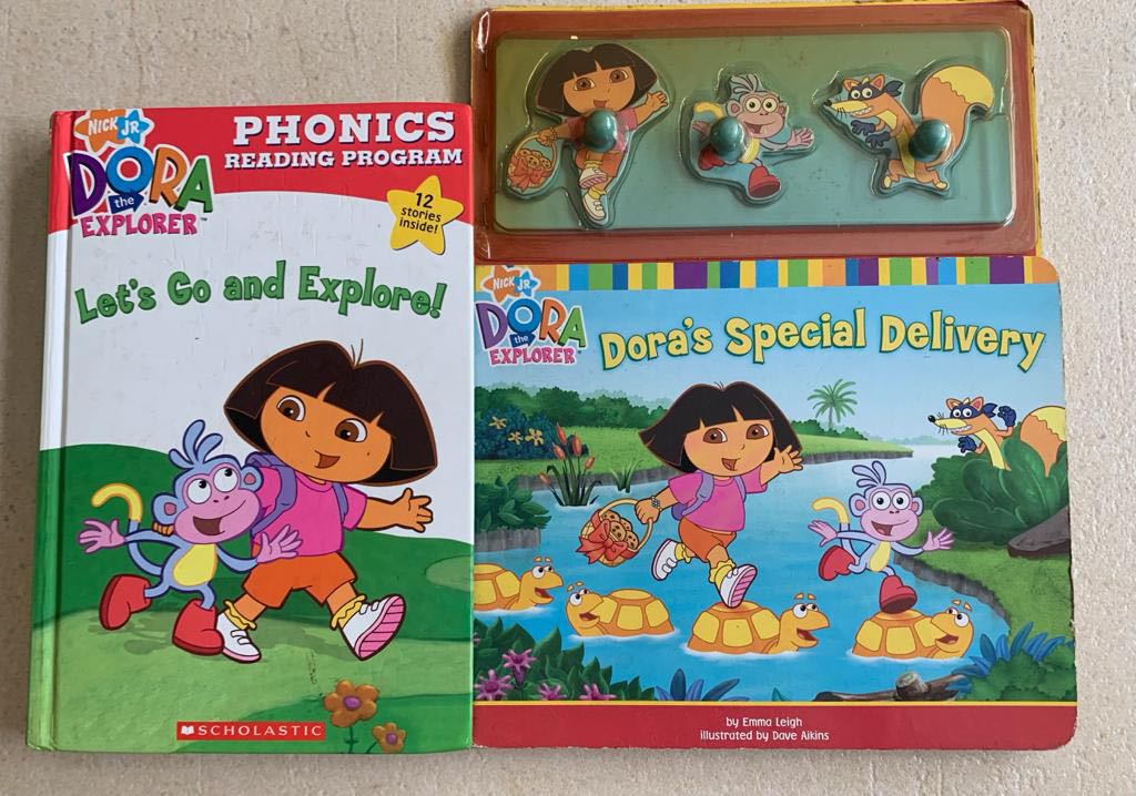 Dora the explorer story book, Hobbies & Toys, Books & Magazines ...