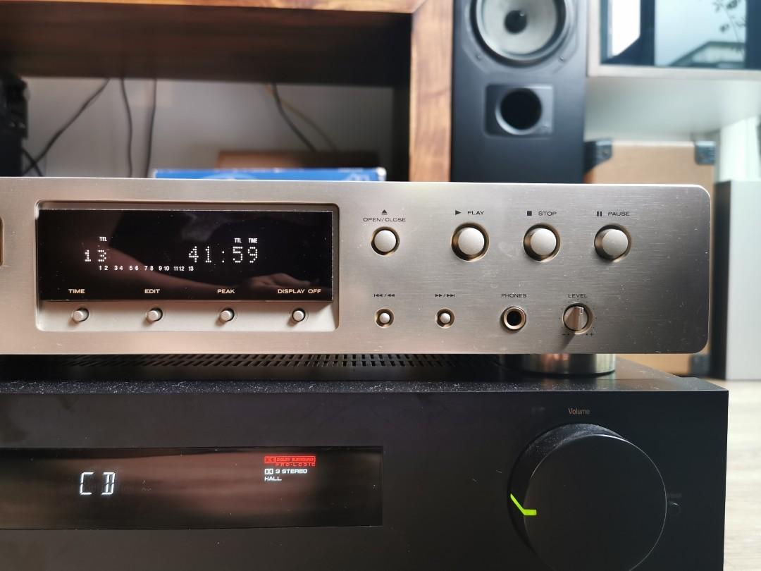 Marantz CD5400 CD player, Electronics, Audio on Carousell