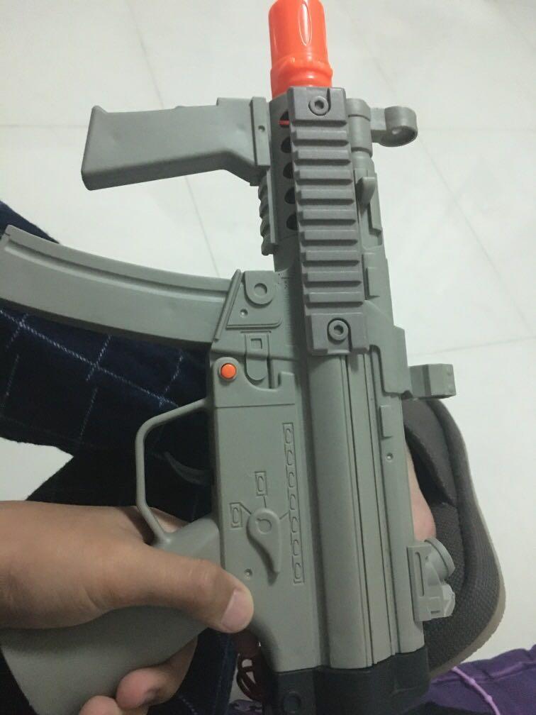 Plastic smg toy gun, Hobbies & Toys, Toys & Games on Carousell