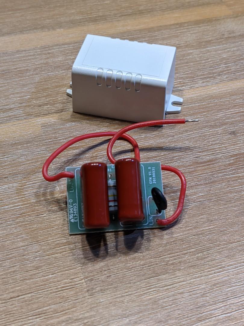 Anti flicker capacitor (smart switch), Everything Else on Carousell