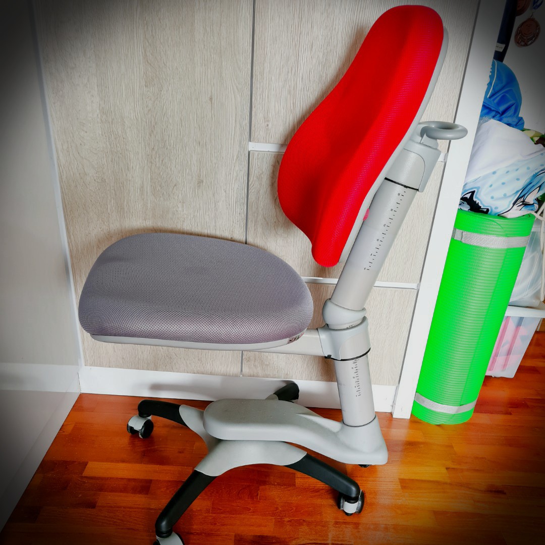 Comf pro study chair (ergonomic height can be adjusted), Babies & Kids ...