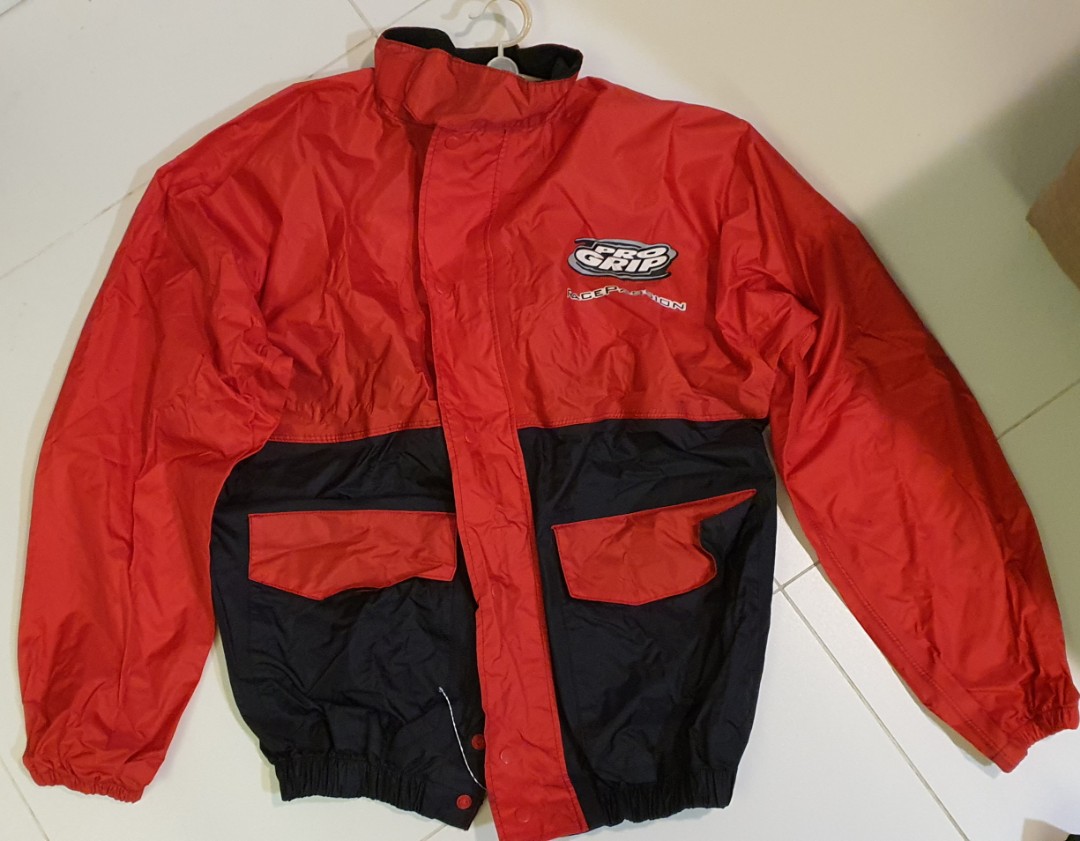 Deliveroo Grab Food Rain Coat Rider Delivery (Free), Everything Else on ...