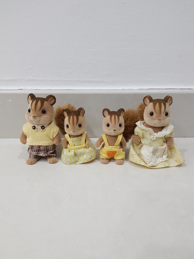 Sylvanian Families Squirrels Family Figurines, Hobbies & Toys, Toys ...