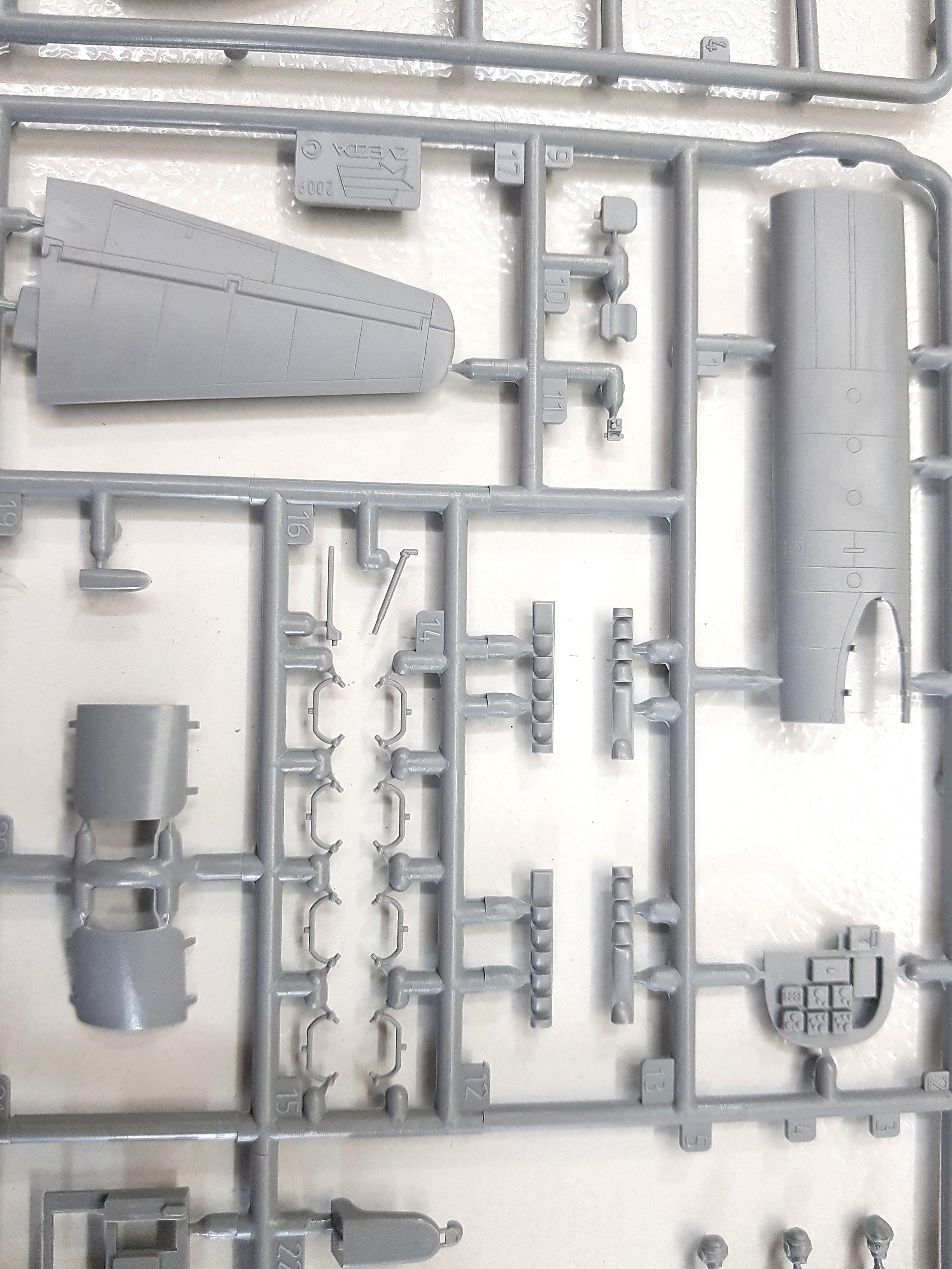 1/72 #7284 Zvezda German Bomber Junkers Ju-88 Variant A-5 (Bomber) / A ...