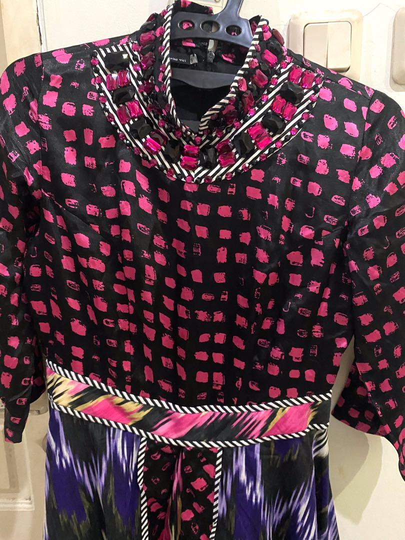 Gaun pesta sutra batik kombinasi, Fesyen Wanita, Pakaian Wanita, Gaun ...