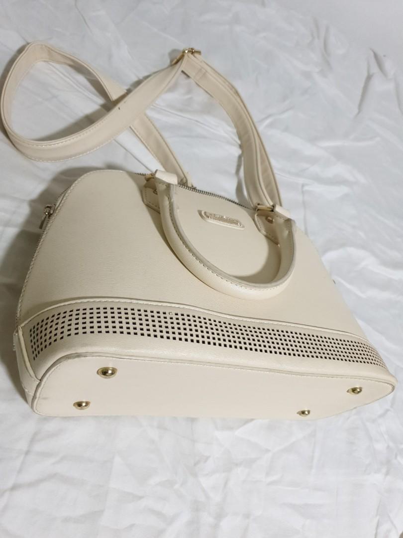 Gio Fiore leather bag, Women's Fashion, Bags & Wallets, Cross-body Bags ...