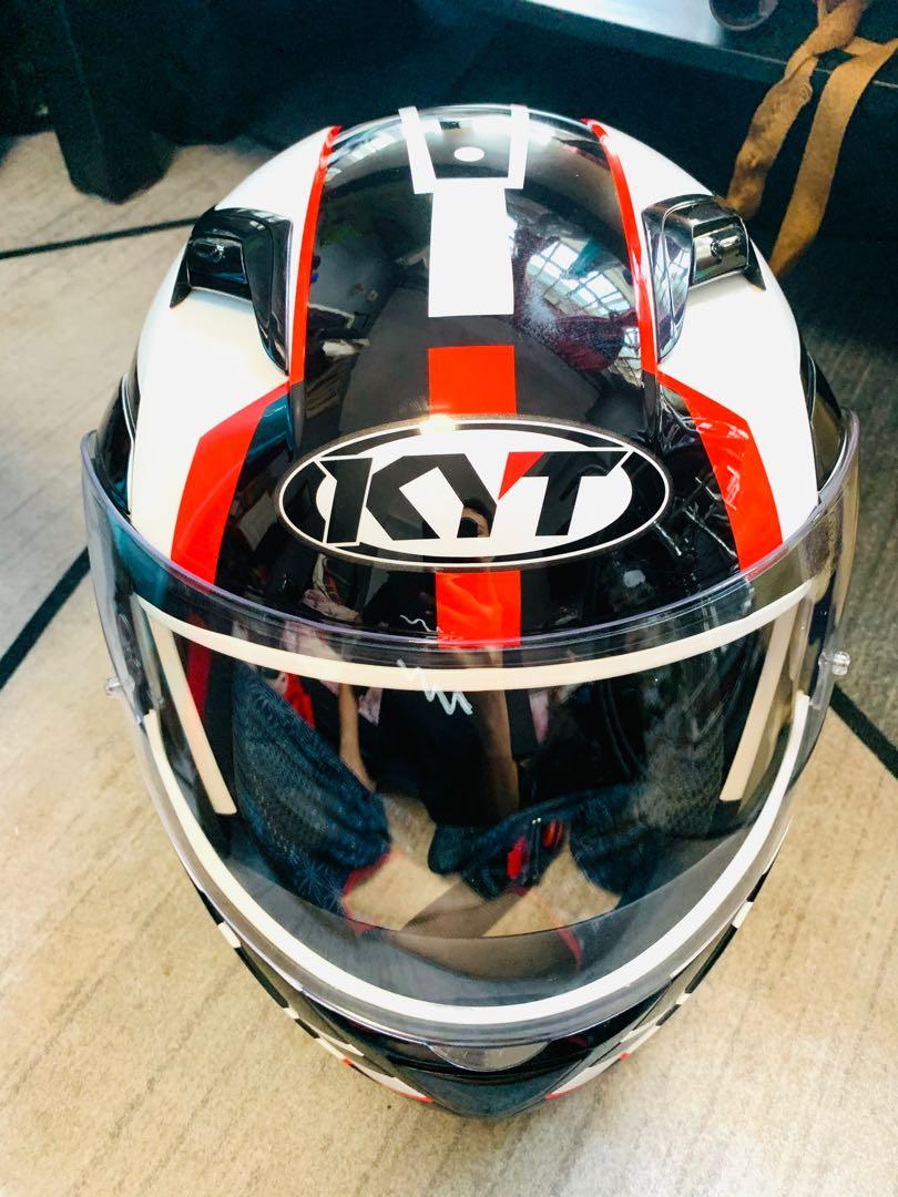KYT Modular helmet, Motorcycles, Motorcycle Apparel on Carousell