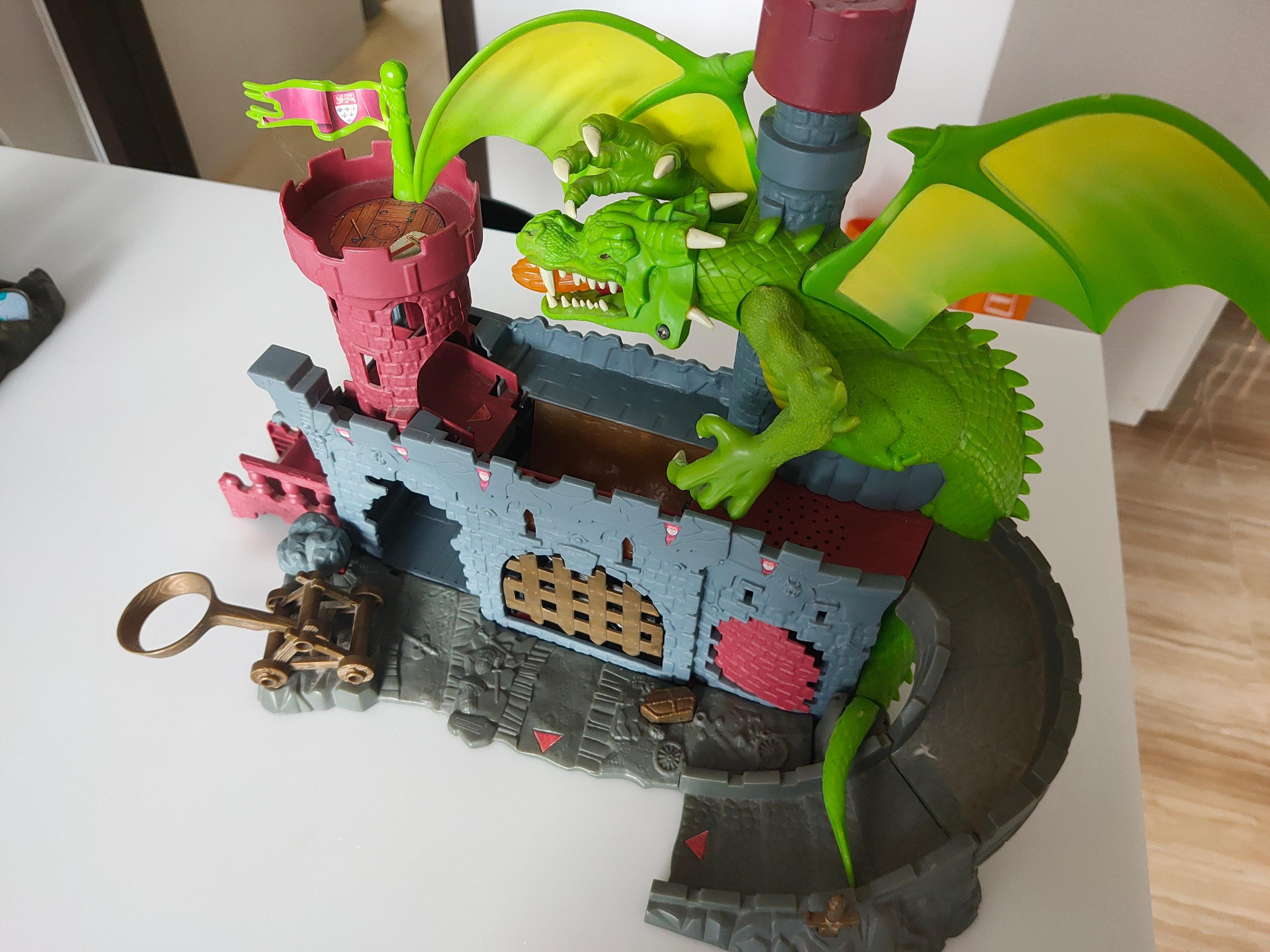 Matchbox Dragon Castle & Ghost House Set, Toys & Games, Others on Carousell
